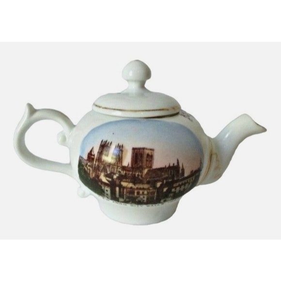 Unique Vintage | Dining | Vintage Souvenir Teapot Walls York England ...
